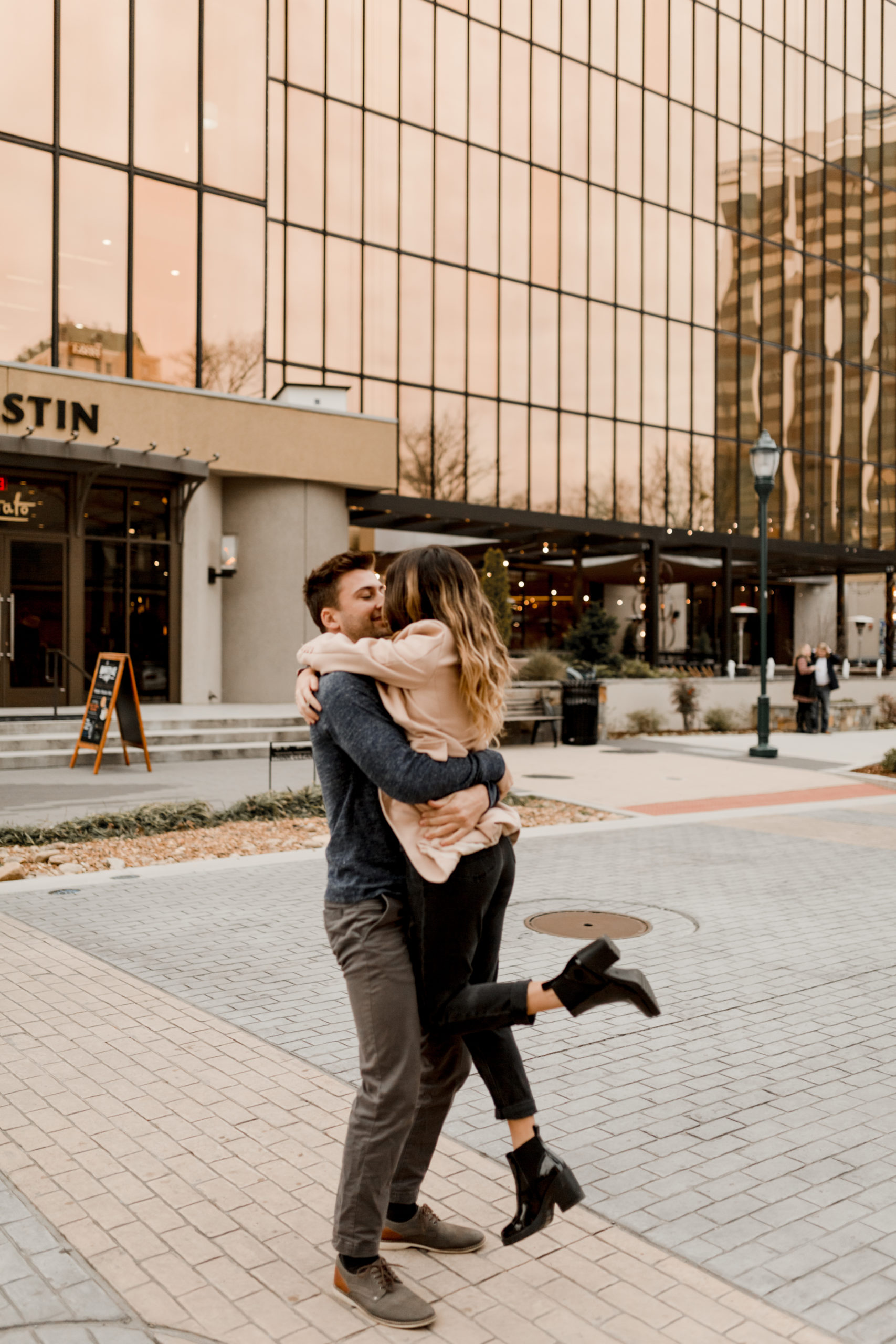 Paige & Ethan - Urban Engagement Session In Downtown Chattanooga ...