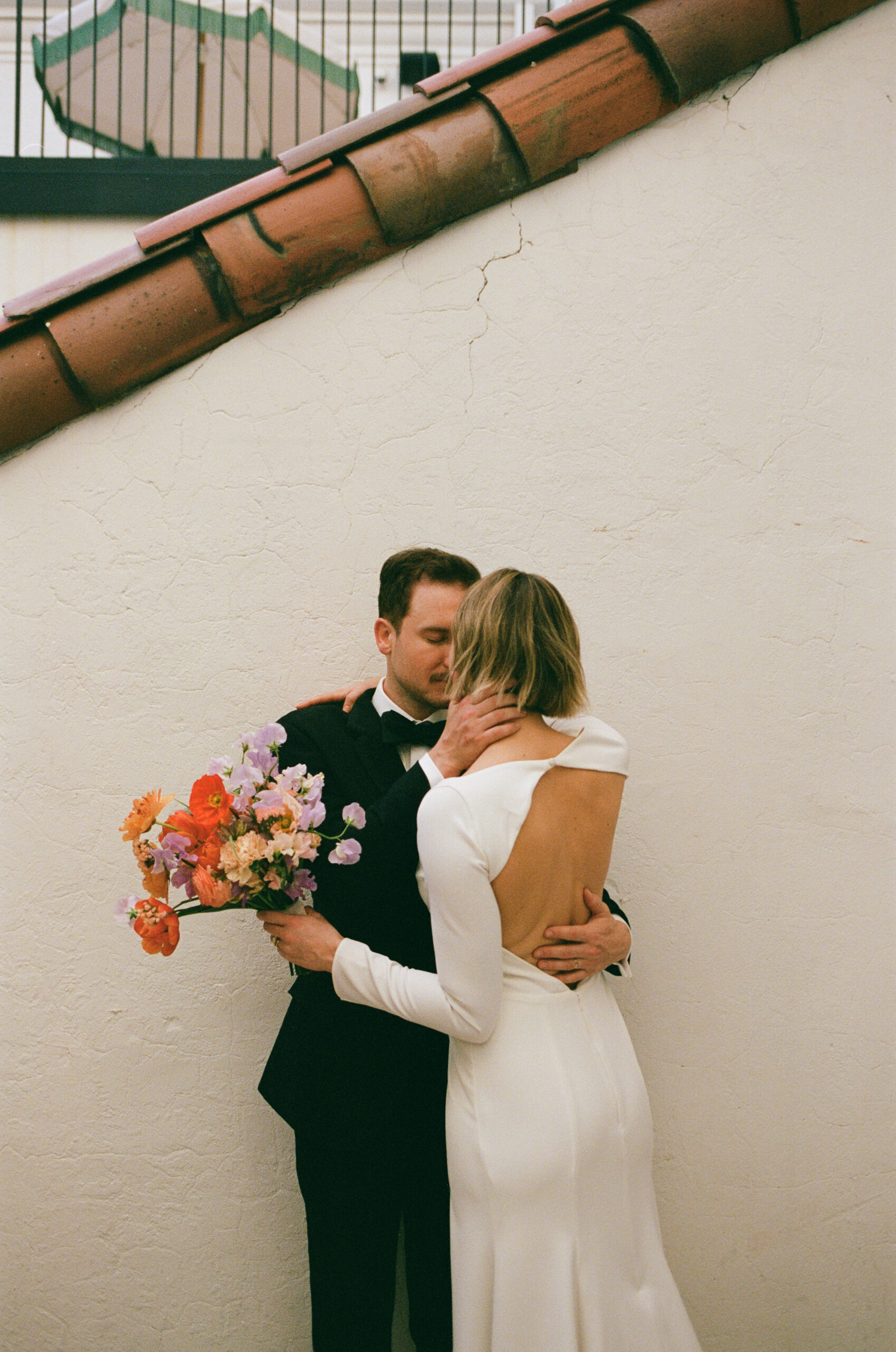Carly & Tobin - 35mm Film Modern Spring Wedding In Chattanooga ...
