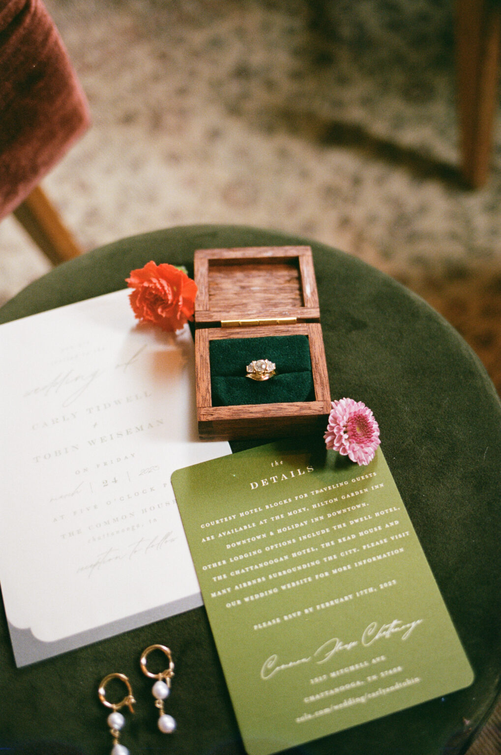 Carly & Tobin - 35mm Film Modern Spring Wedding In Chattanooga ...