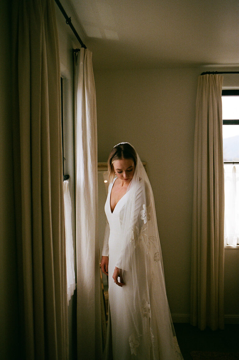 Carly & Tobin - 35mm Film Modern Spring Wedding In Chattanooga ...